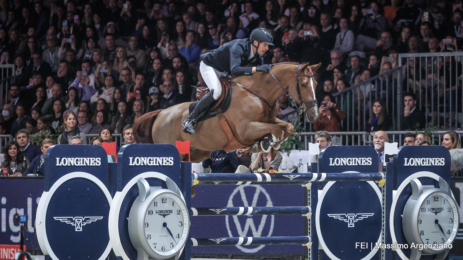 Henrik van Ecker­mann wint WB Verona, Jur Vrieling zesde - Stegen.net