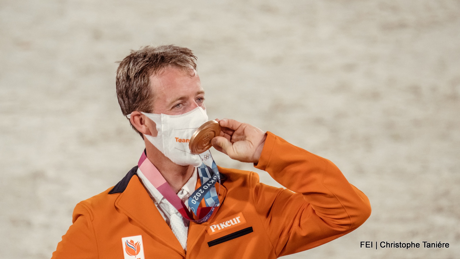 Michael van der Vleuten opnieuw winnaar Jumping Indoor Maastricht ...