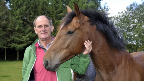 Jan Dolfing maakt promotie in binnenstad voor NIC Assen - Stegen.net