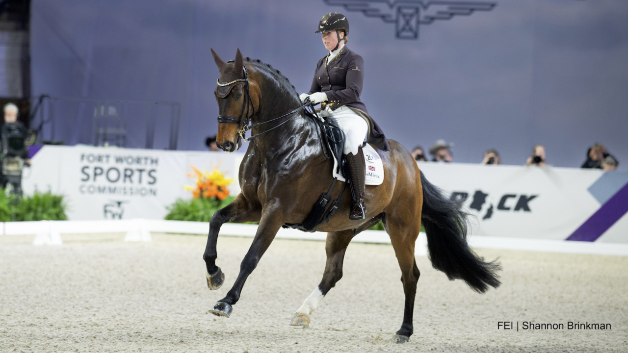 Becky Moody wint finale wereldbeker met eigen fokproduct Jägerbomb ...
