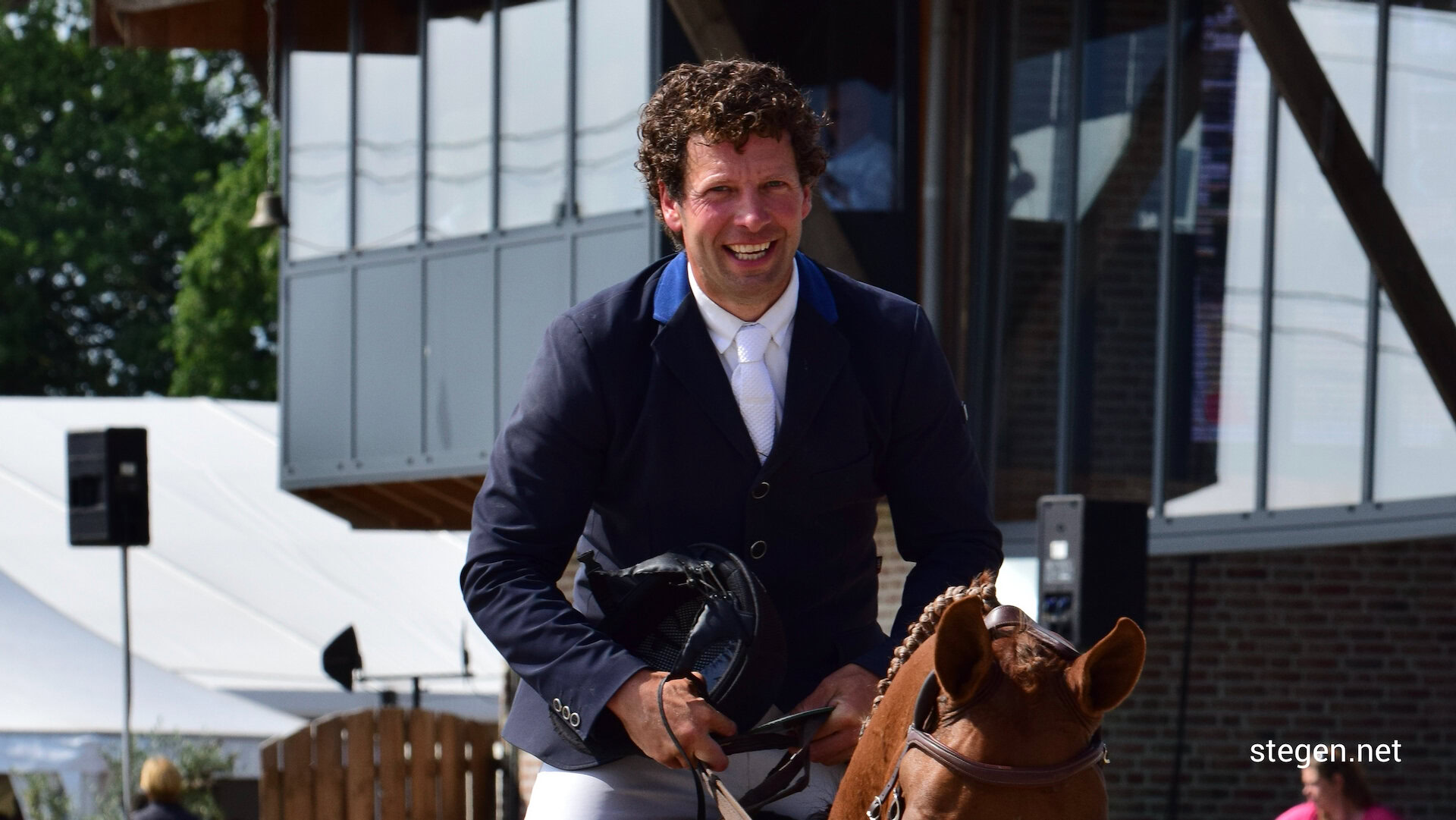 Pim Mulder de beste in Grote Prijs CSI2* Lier - Stegen.net